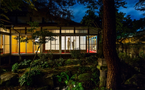 “OTERA STAY”で日本の文化、お寺を身近に、TEMPLE HOTEL 高山善光寺 | Swings